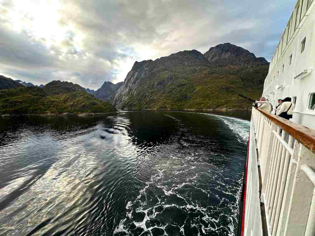 Hurtigruten Norwegian Coastal Voyage: The Ultimate Guide to Norway’s ...
